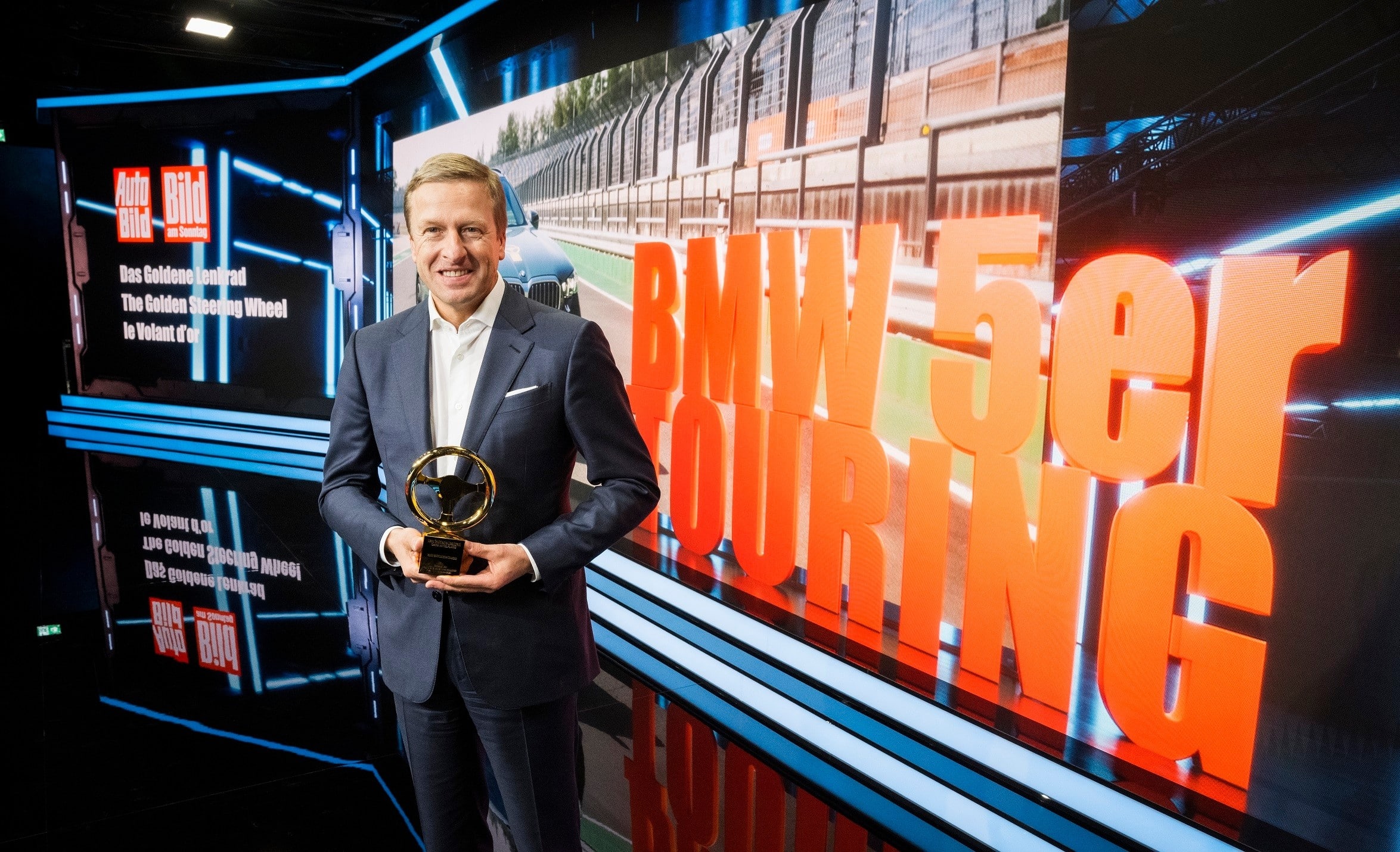 Goldenes Lenkrad für BMW und MINI - Automag GmbH